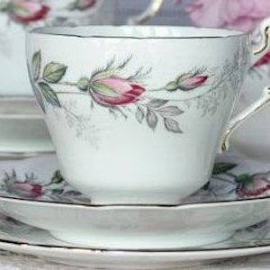 Paragon china patterns - China "Made in England"